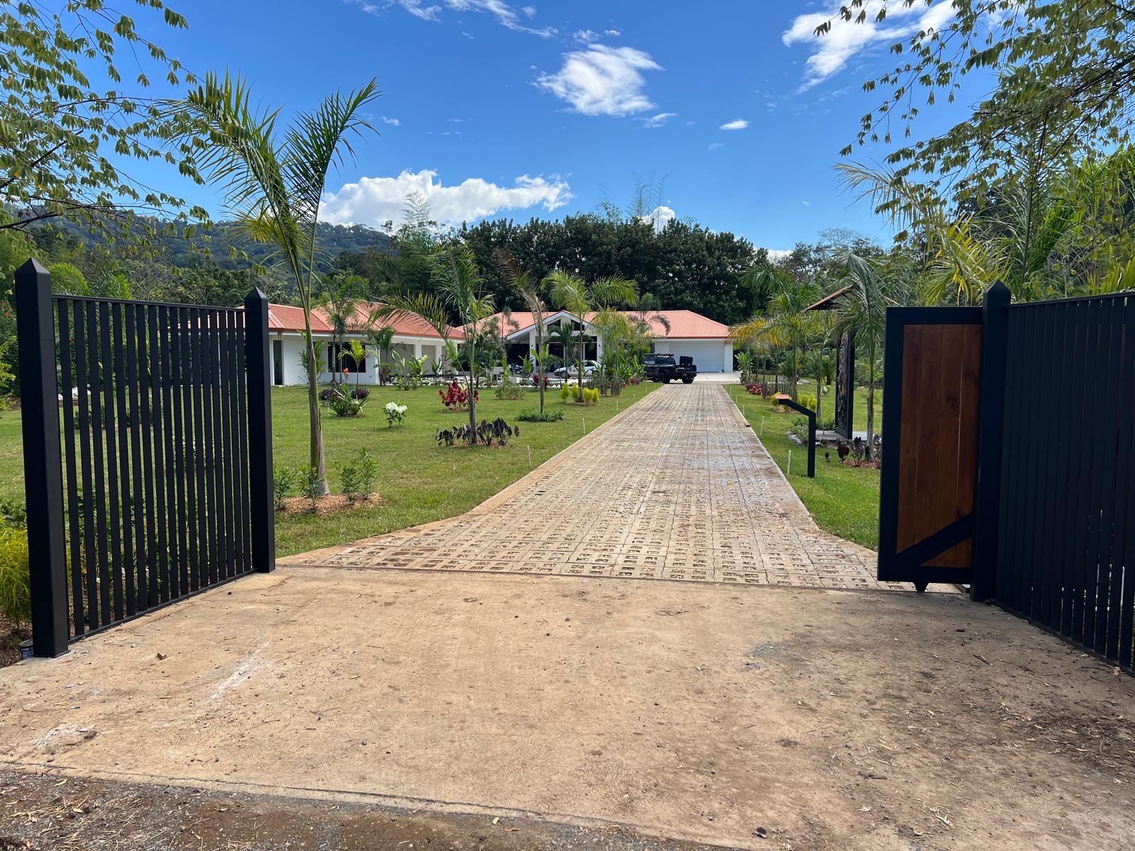 Costa Rica Luxury Real Estate – **NEW CONSTRUCTION** – Gorgeous ...